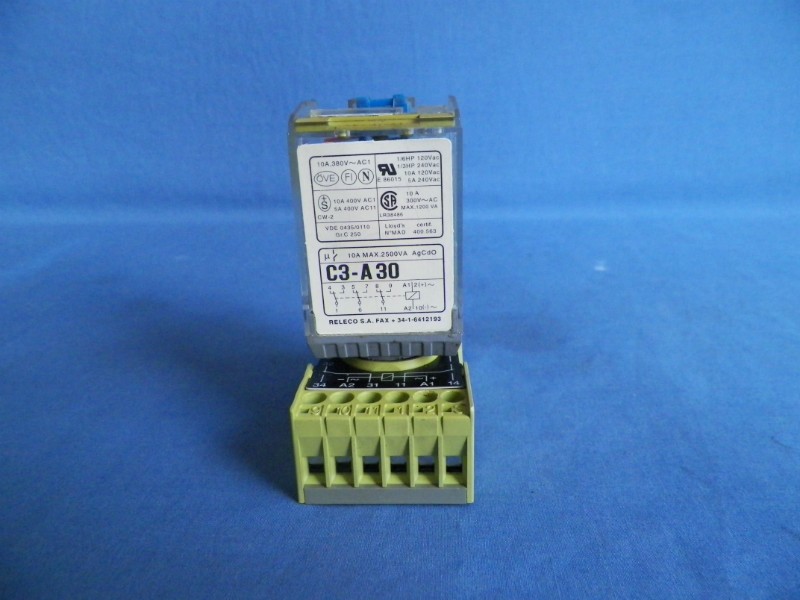 Comat Releco C3-A30 with Comat base